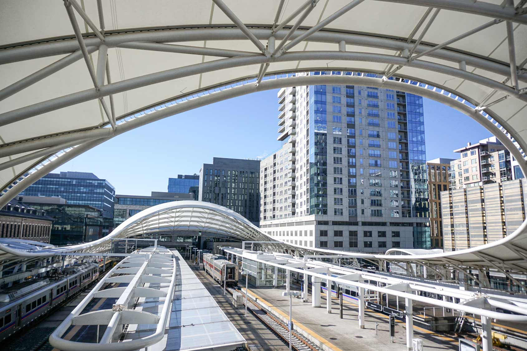 DENVER UNION STATION - LUGDEN | Luggage Storage & Phone Charging